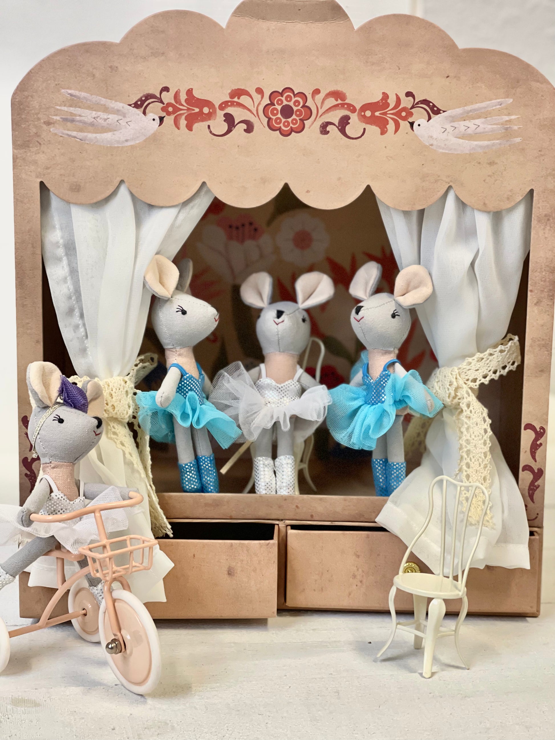 Ballerina Mouse and Friends – Levlovs